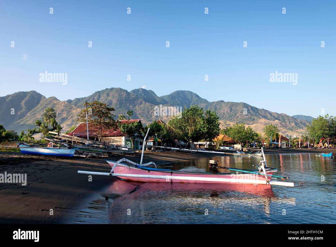 Jukung, traditional Indonesian boat In Pemuteran, Bali Stock Photo - Alamy