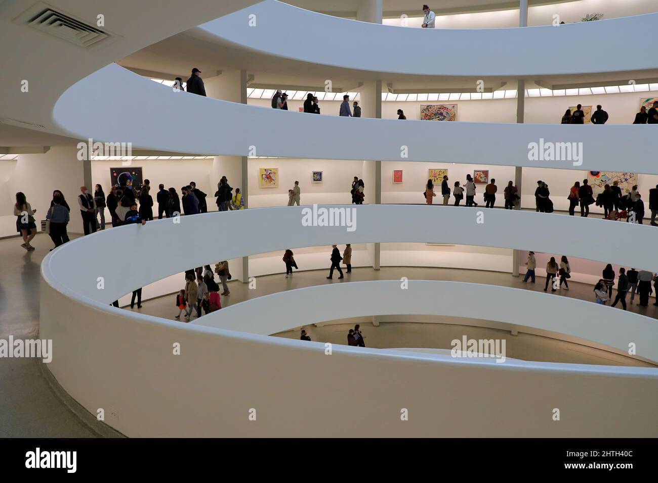 Circular ramps hi-res stock photography and images - Alamy