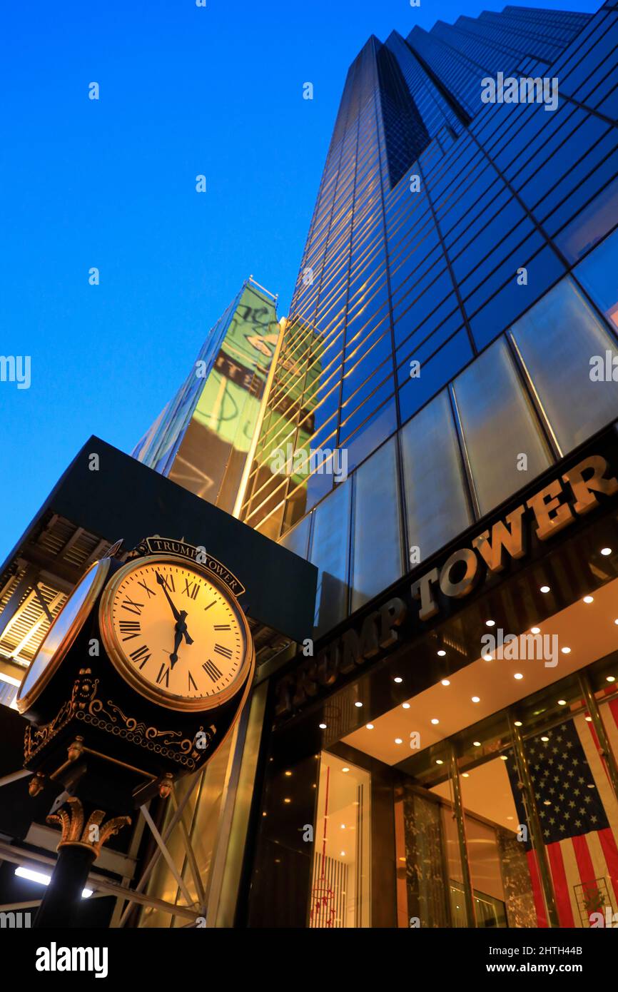 Entrance of Trump Tower on 725 5th Avenue with Trump Tower clock at ...
