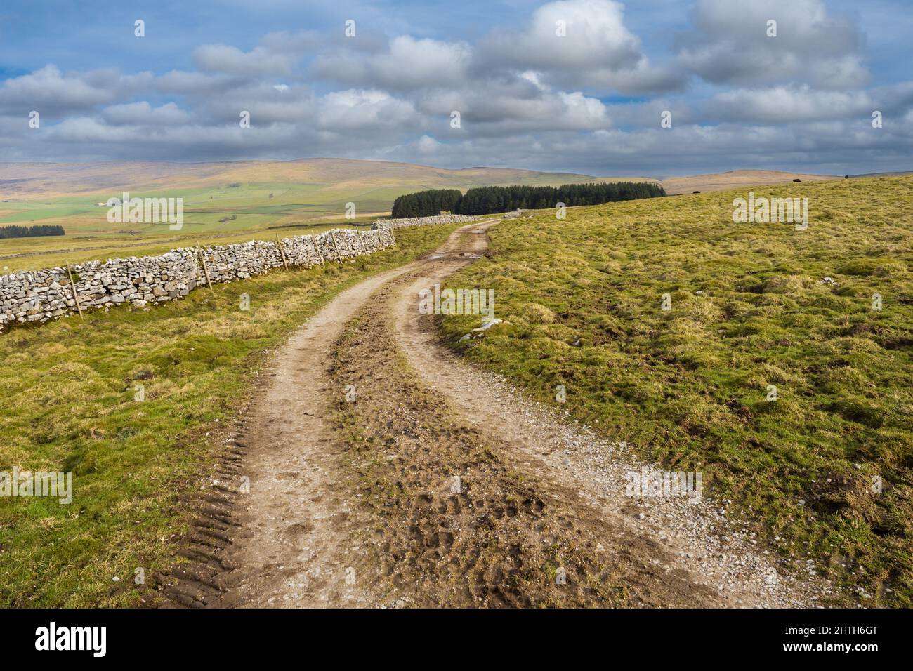 Walk or Ride - The Settle Loop The Settle Loop was the first section of ...