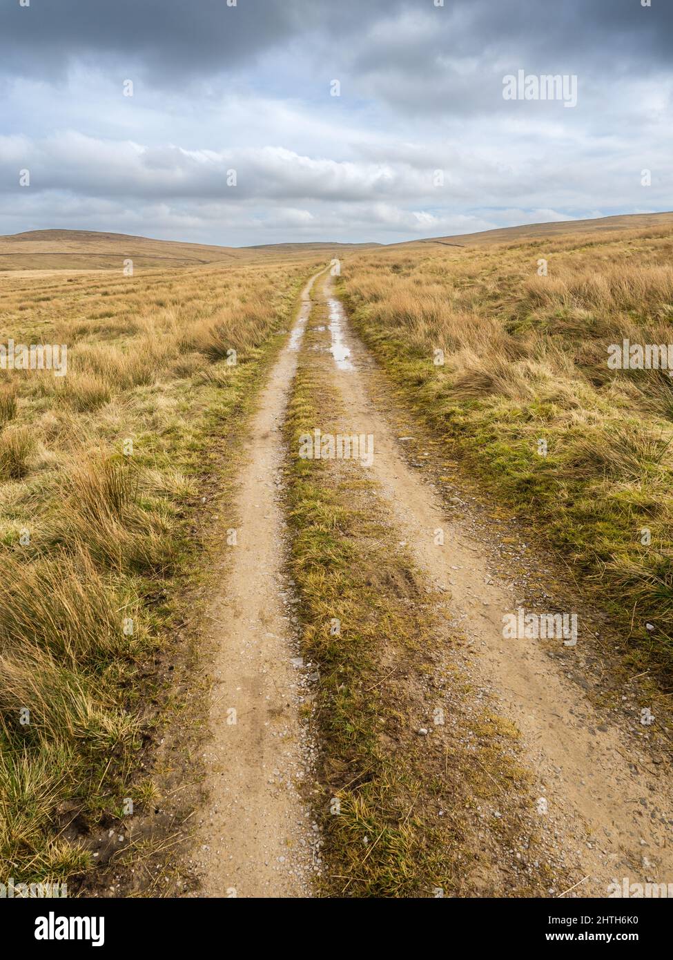 Walk or Ride - The Settle Loop The Settle Loop was the first section of ...