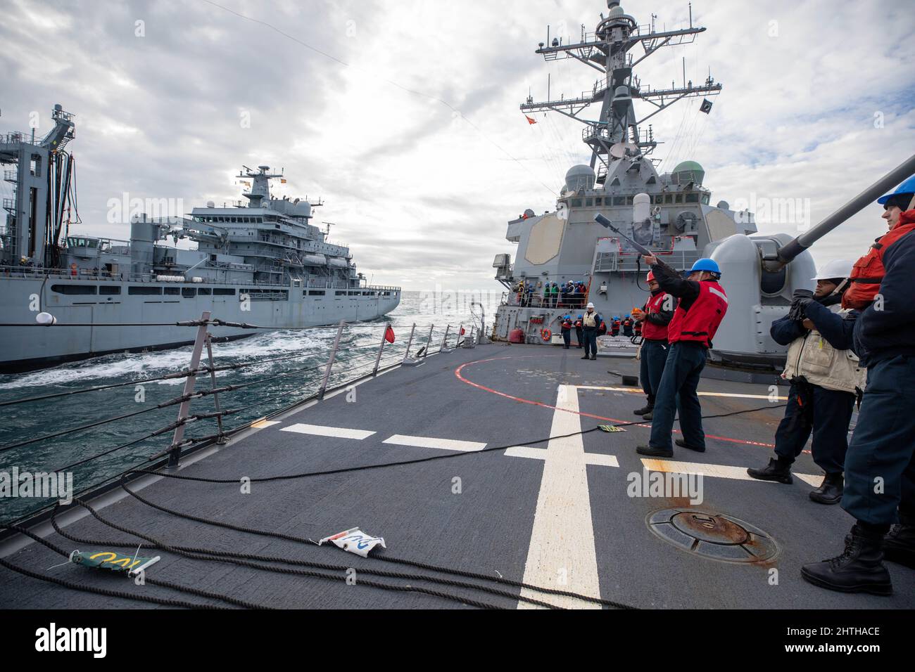 ATLANTIC OCEAN (Feb. 22, 2022) Gunner’s Mate 3rd Class Joseph Ferro ...