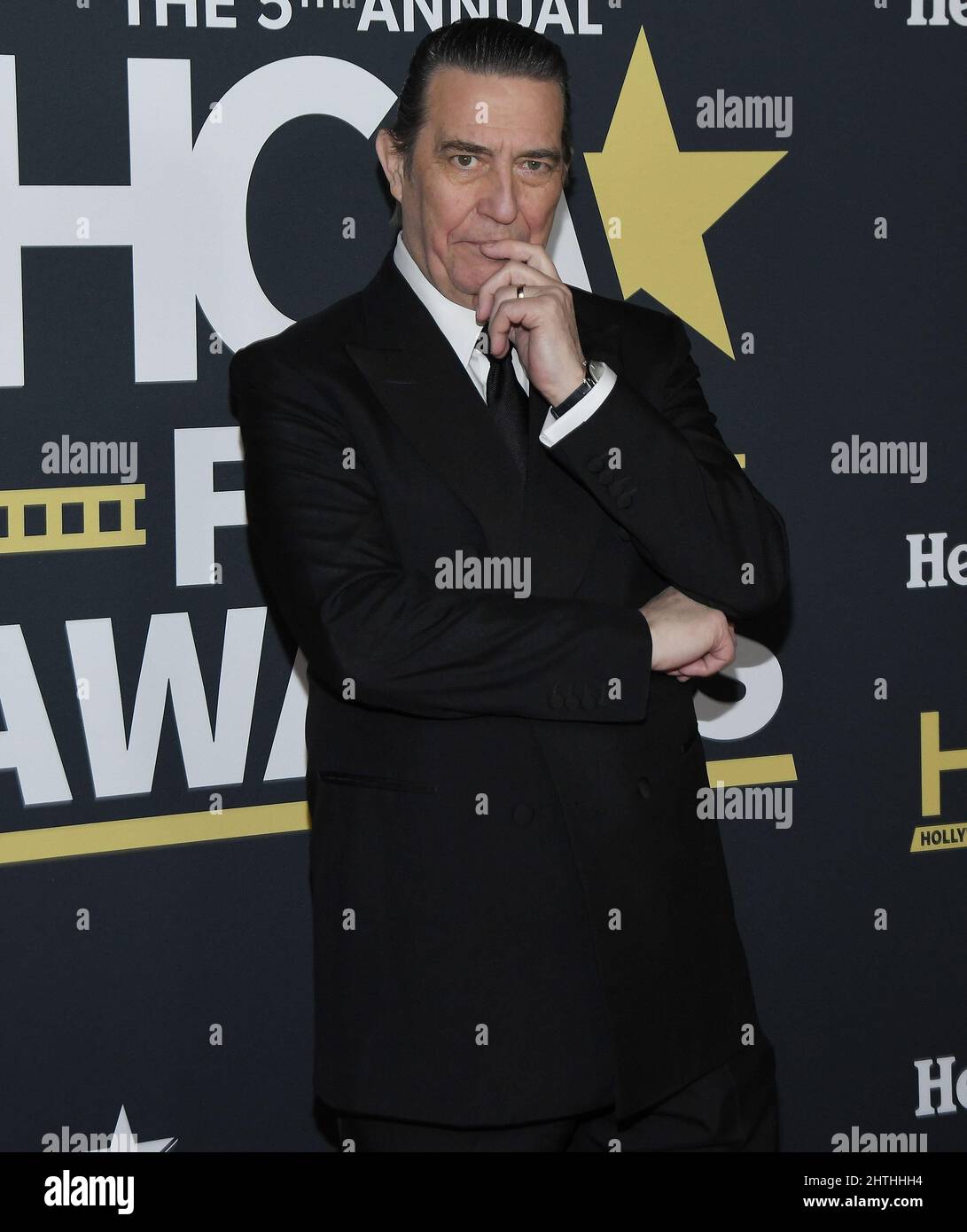 Los Angeles, USA. 28th Feb, 2022. Ciarán Hinds arrives at the 5th ...