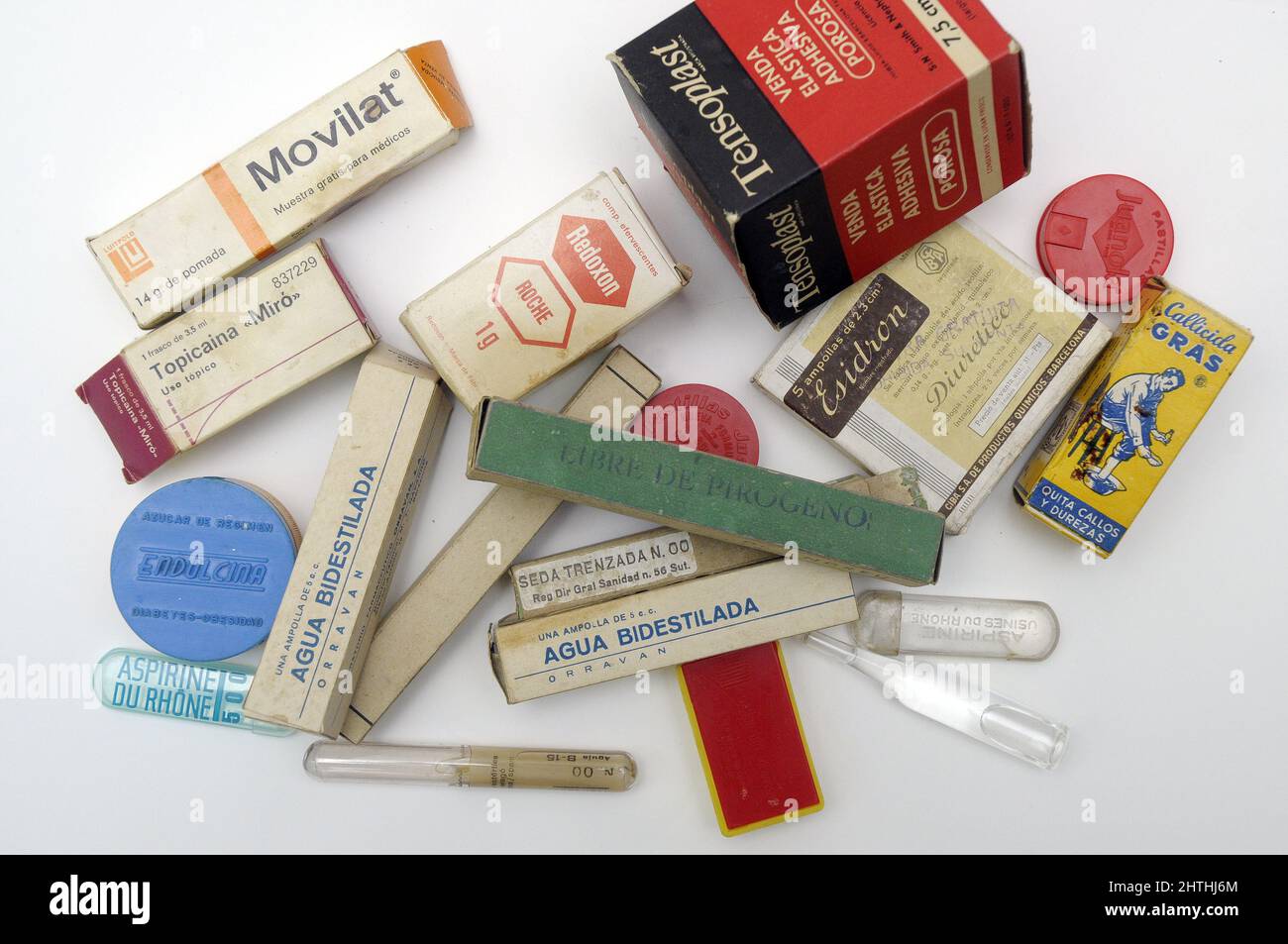 vintage pharmaceutical products Stock Photo - Alamy