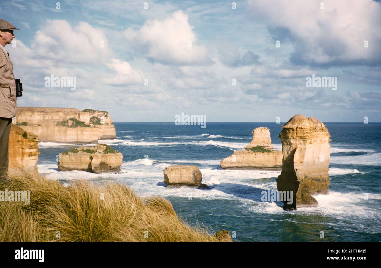 Famous coastal stacks of the Twelve Apostles, Port Campbell National ...