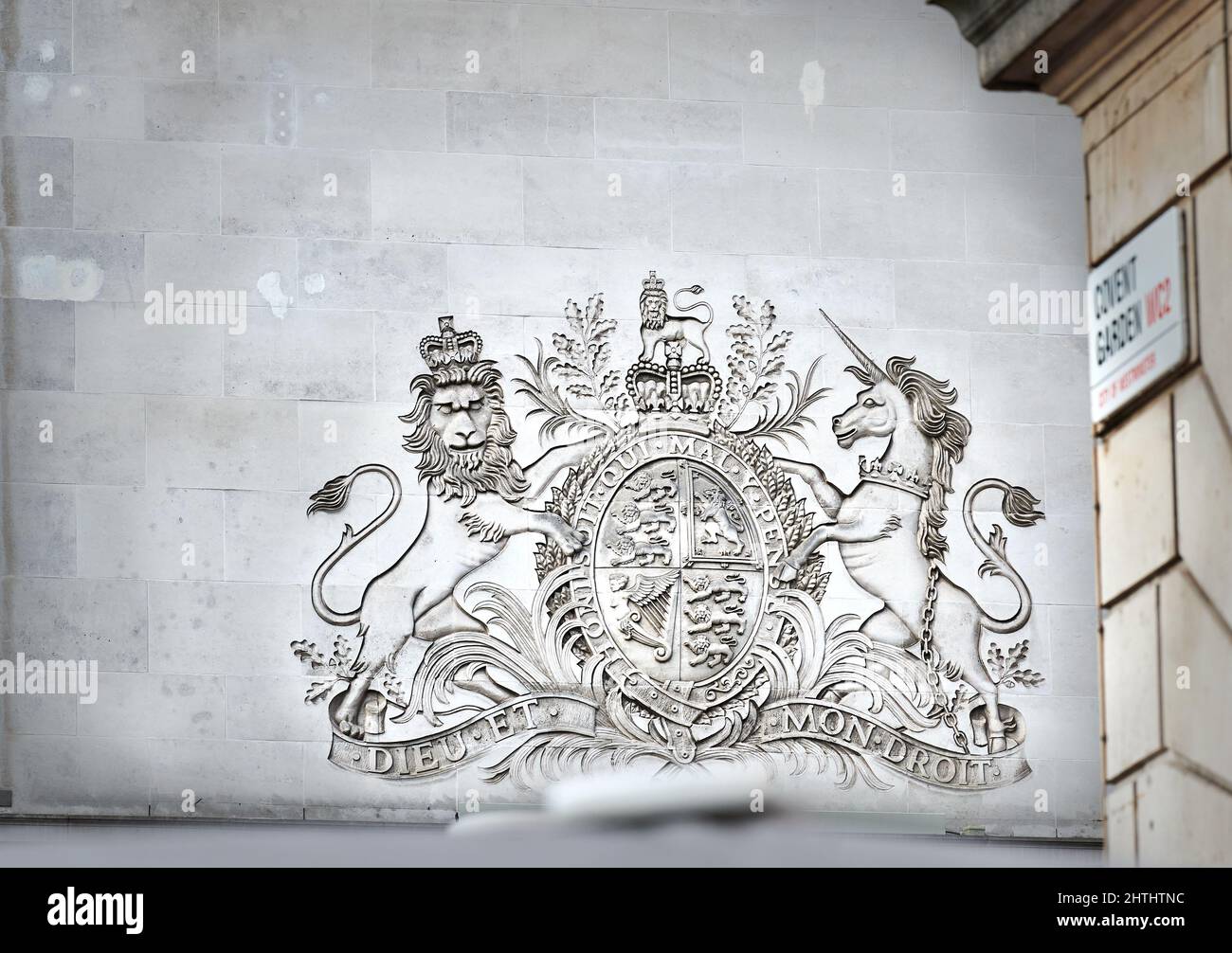 Royal emblem on a wall at the Royal Opera House, Covent Garden ...