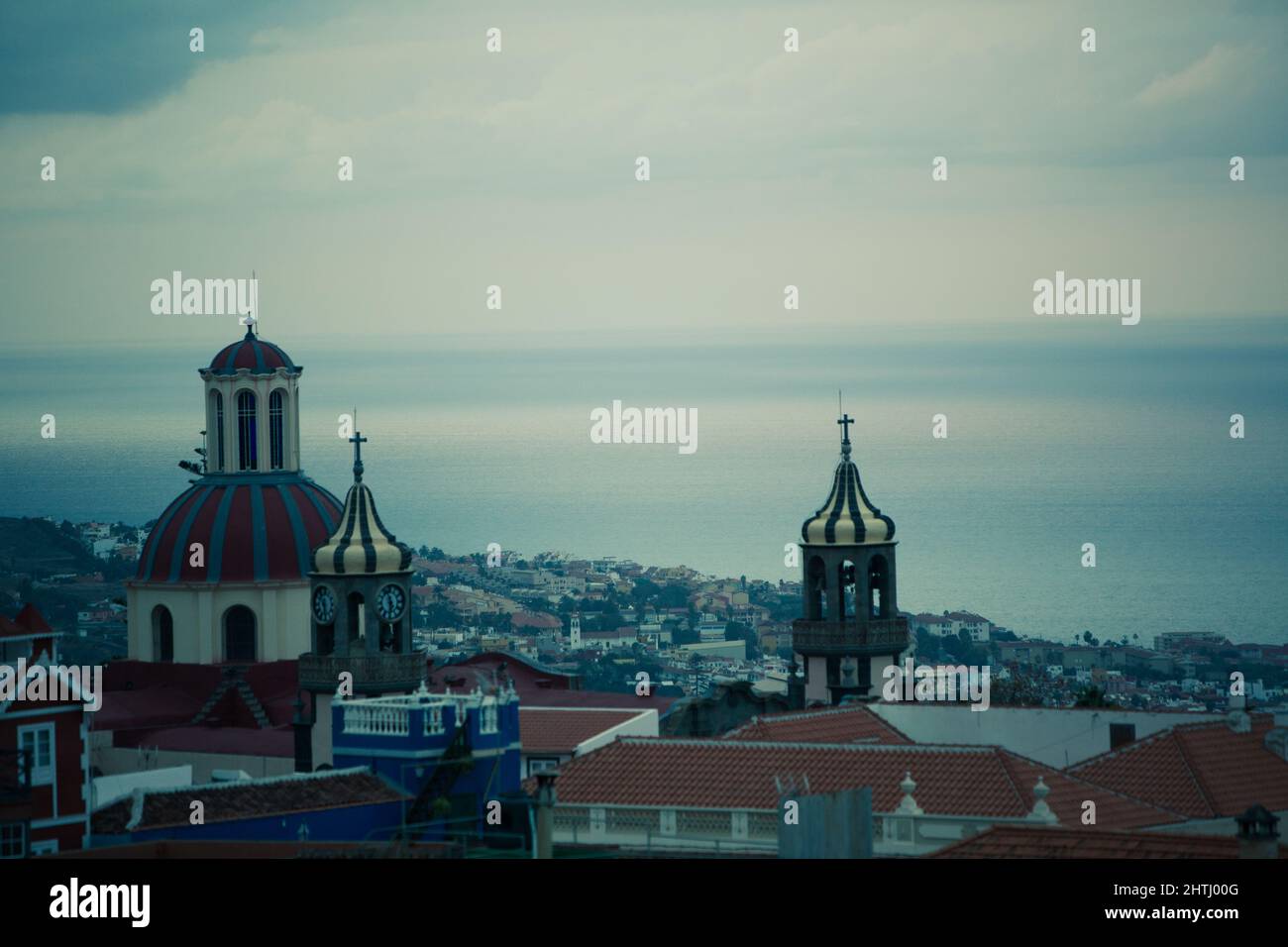 Beautiful view historic buildings hi-res stock photography and images ...