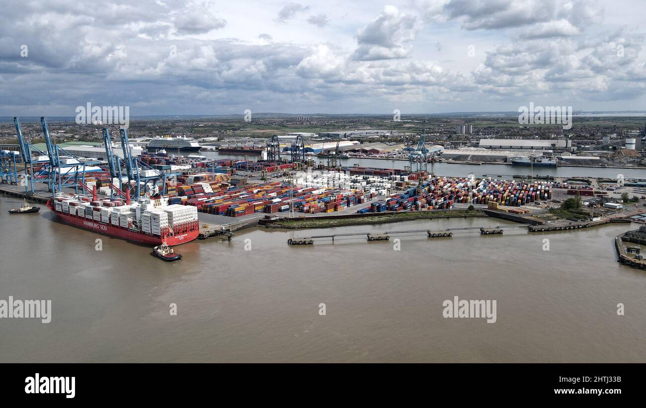 London container terminal tilbury hi-res stock photography and images ...