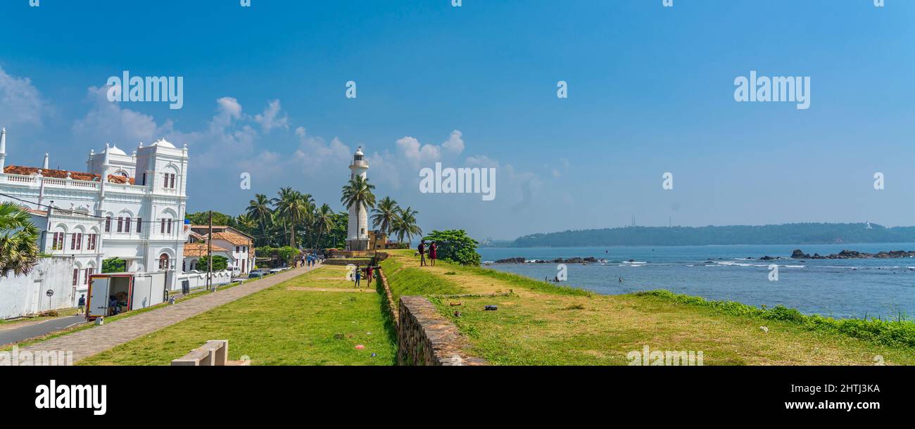 GALLE, SRI LANKA - DECEMBER 24.2021: Way at the fortress in Galle with ...