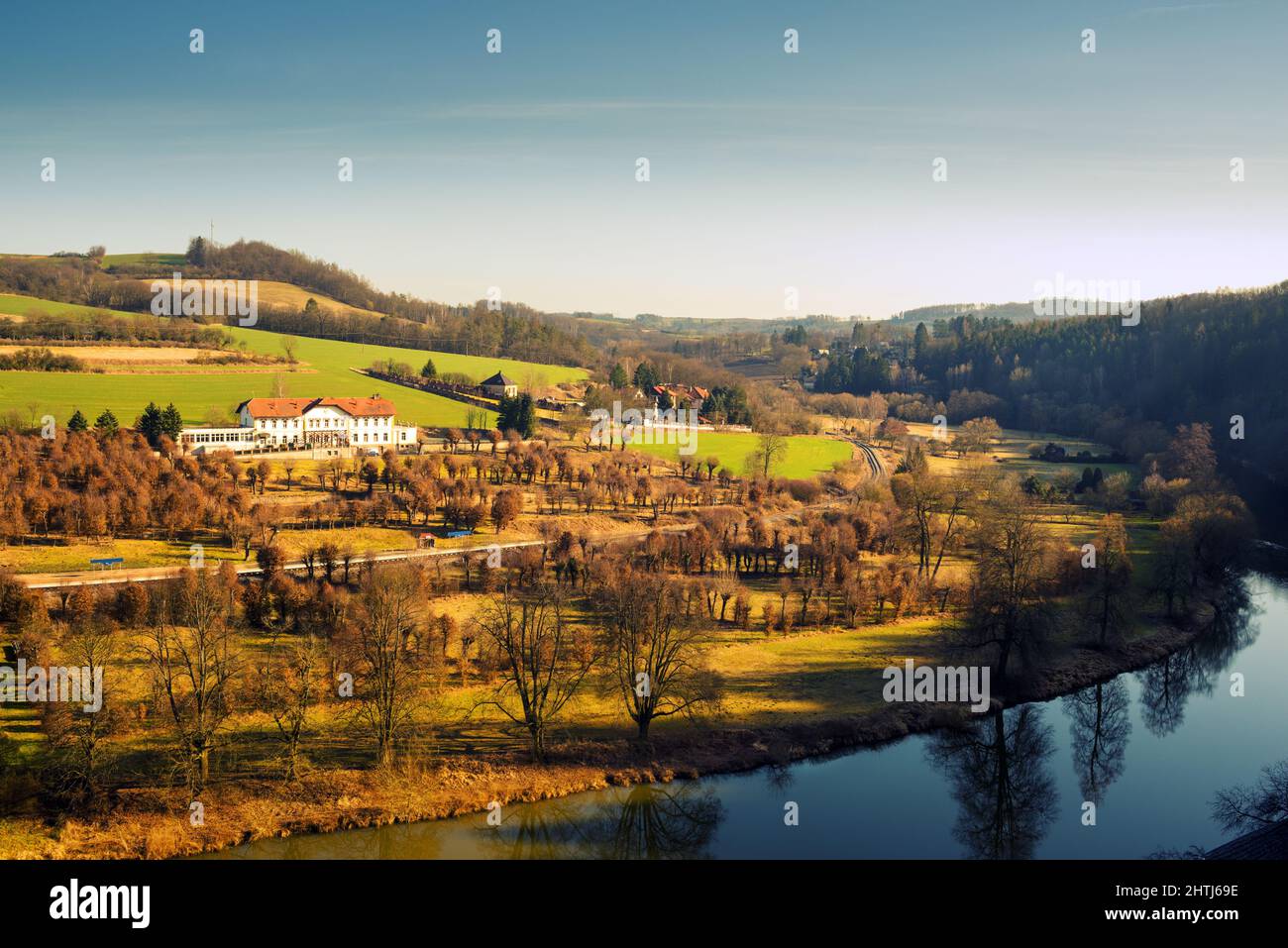 Scenery country hi-res stock photography and images - Alamy