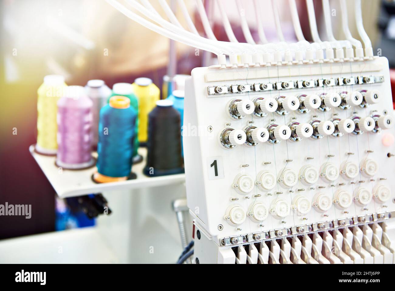 Industrial sewing needle hi-res stock photography and images - Alamy