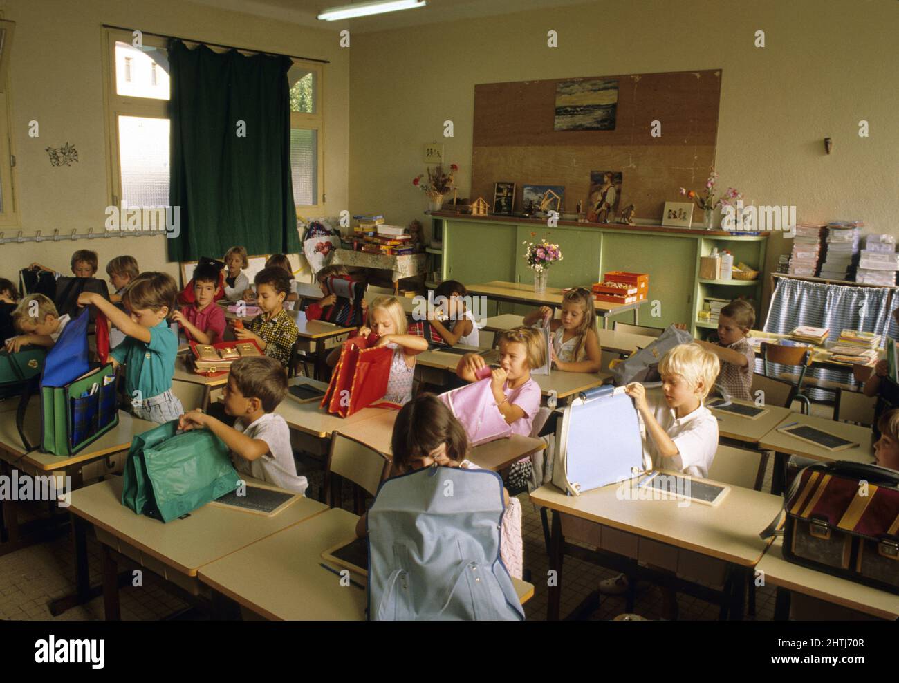 French school children primary hi-res stock photography and images - Alamy