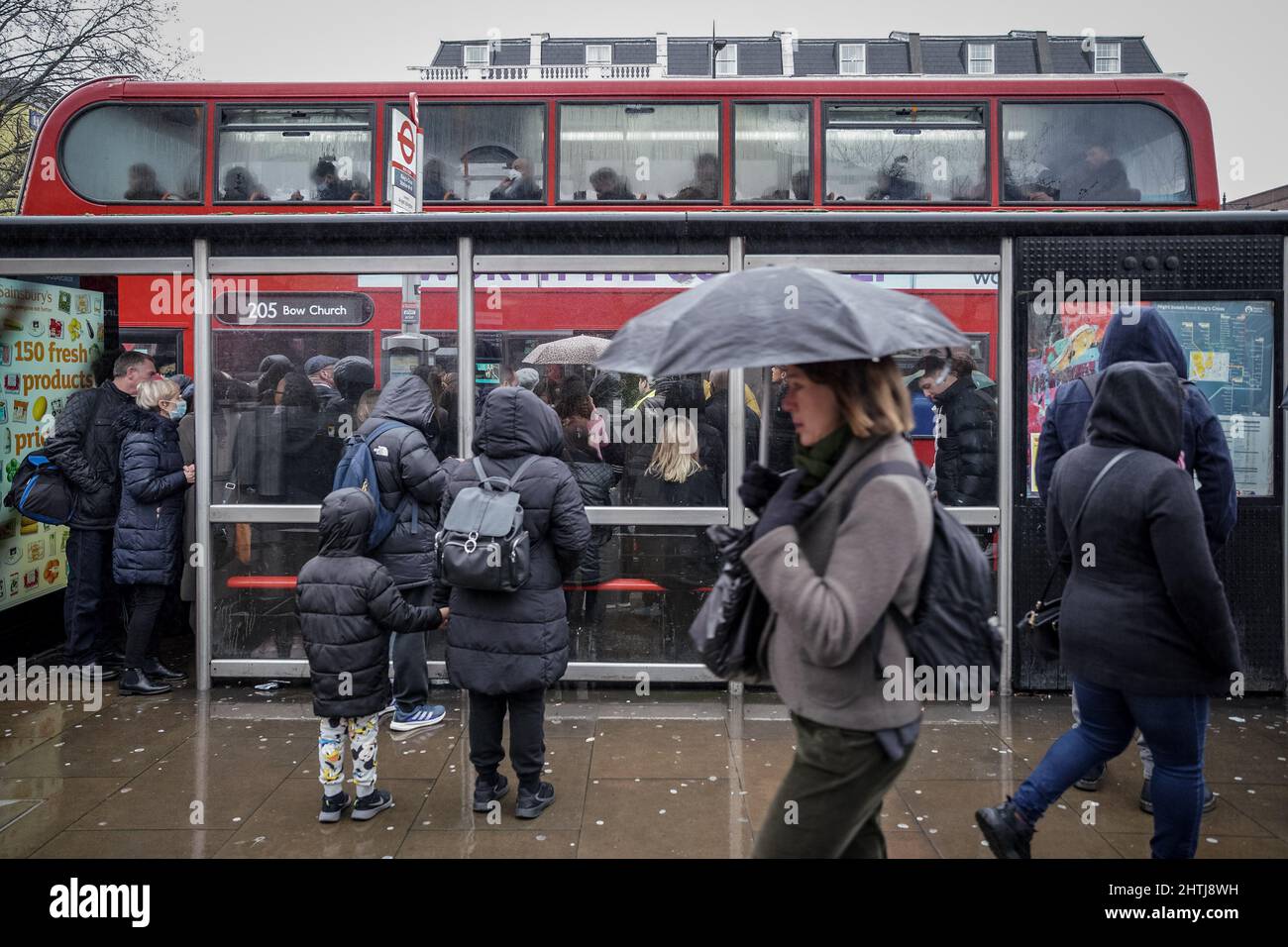 London bus recovery hi-res stock photography and images - Alamy