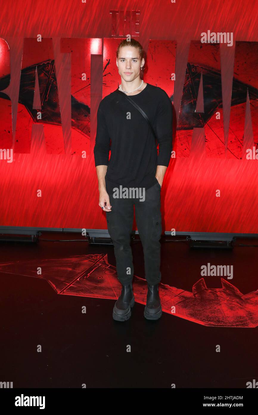 March 1, 2022: LUCAS WHITE SMITH attends the Sydney Premiere of The ...