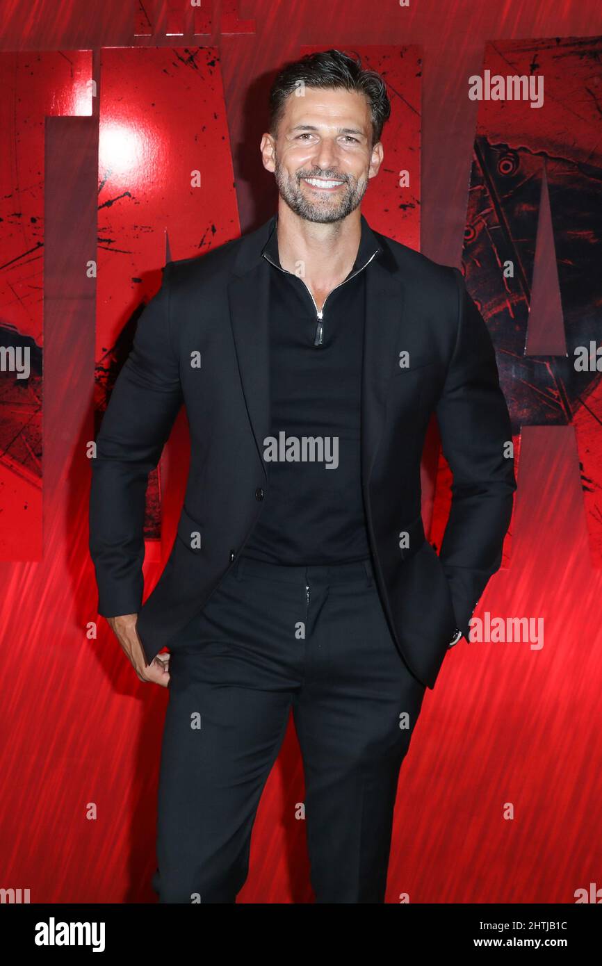 March 1, 2022: TIM ROBARDS attends the Sydney Premiere of The Batman at ...