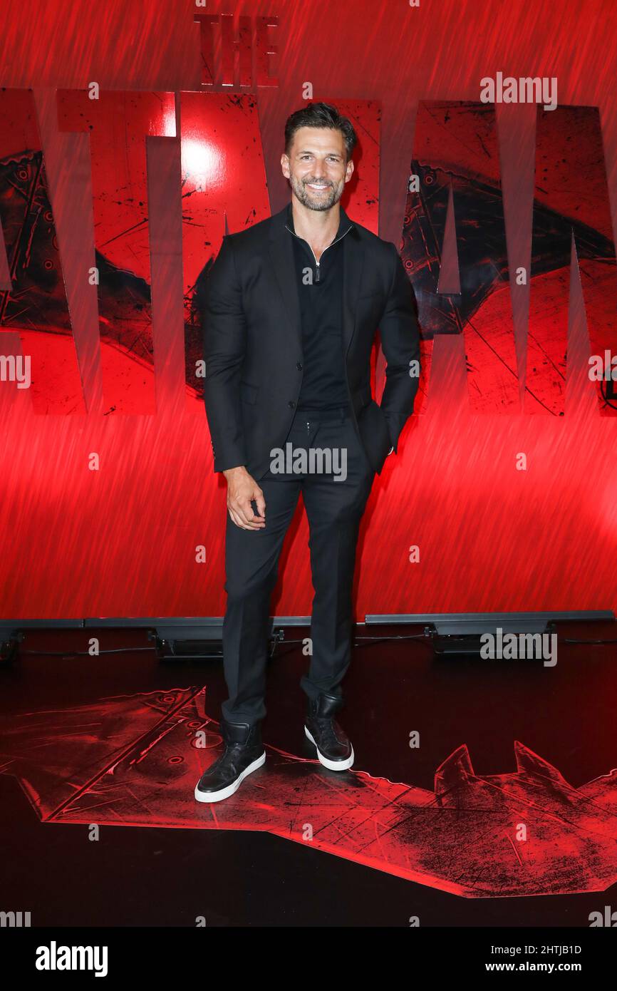 March 1, 2022: TIM ROBARDS attends the Sydney Premiere of The Batman at ...