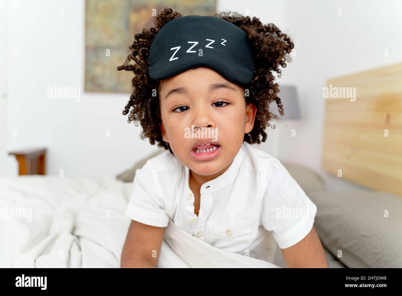 Child sleep mask hi-res stock photography and images - Alamy