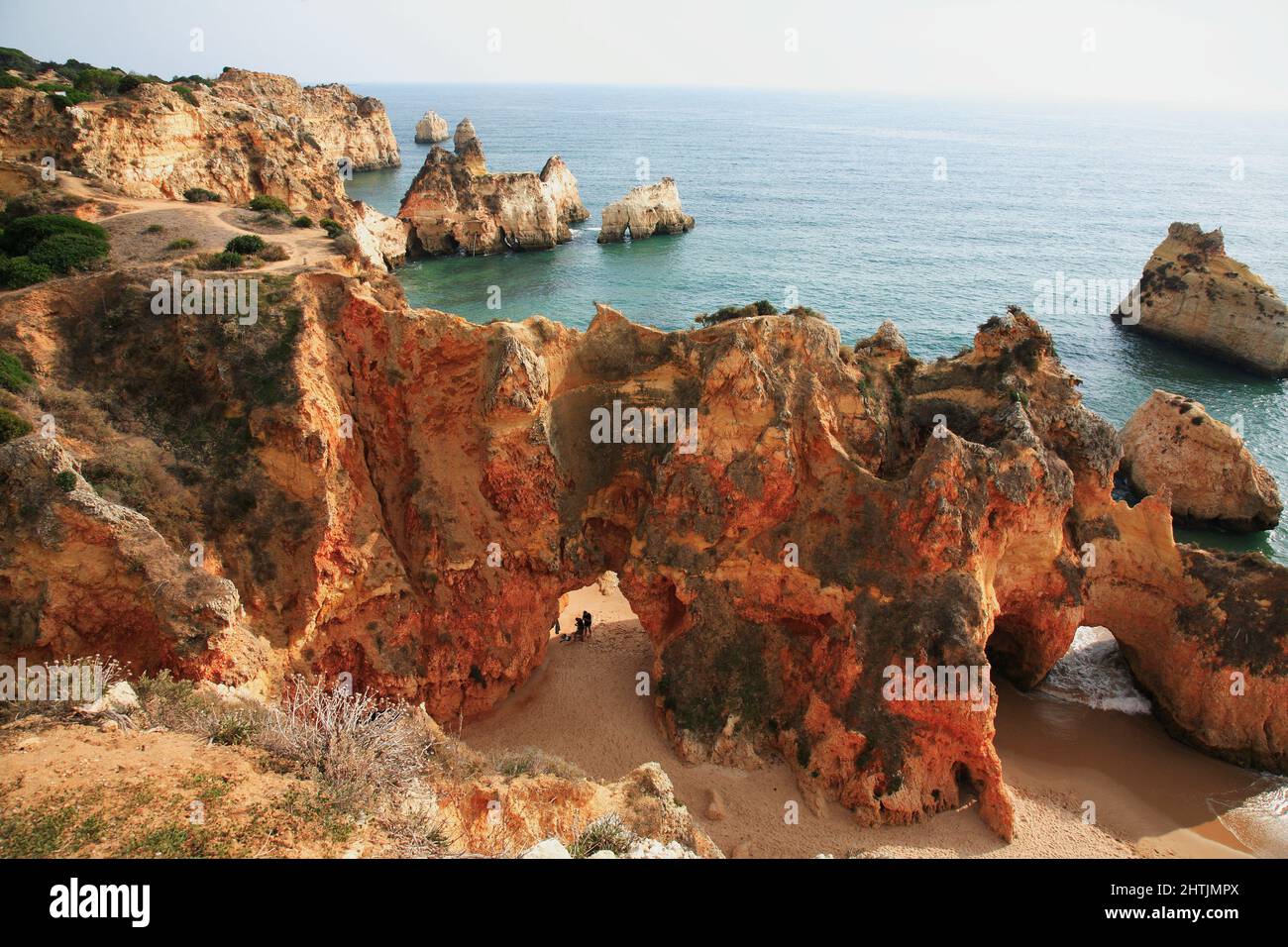 Praia do Pinhao, Lagos, Algarve, Portugal Stock Photo - Alamy