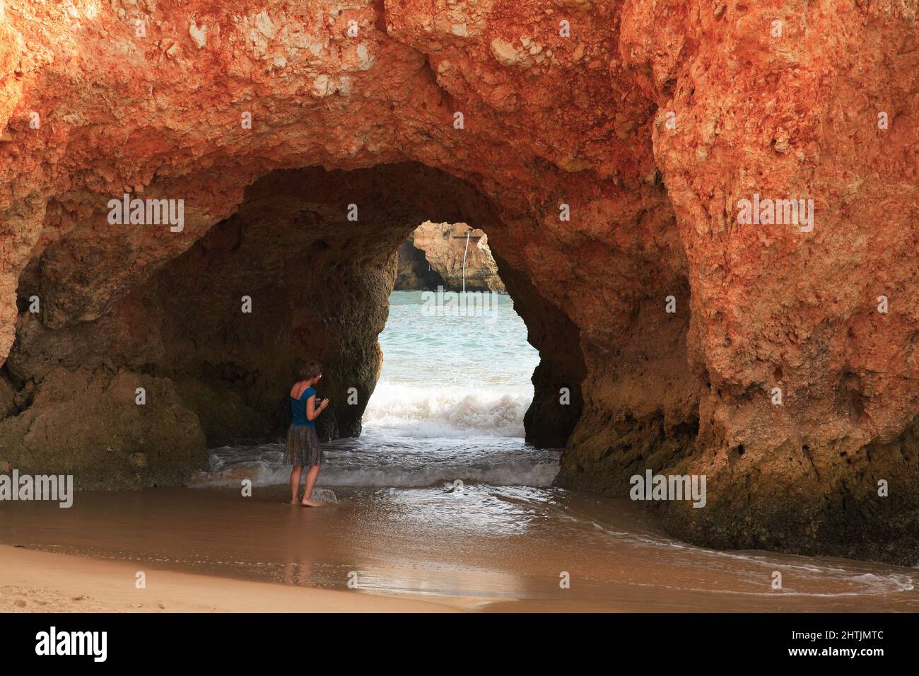 Praia do Pinhao, Lagos, Algarve, Portugal Stock Photo - Alamy