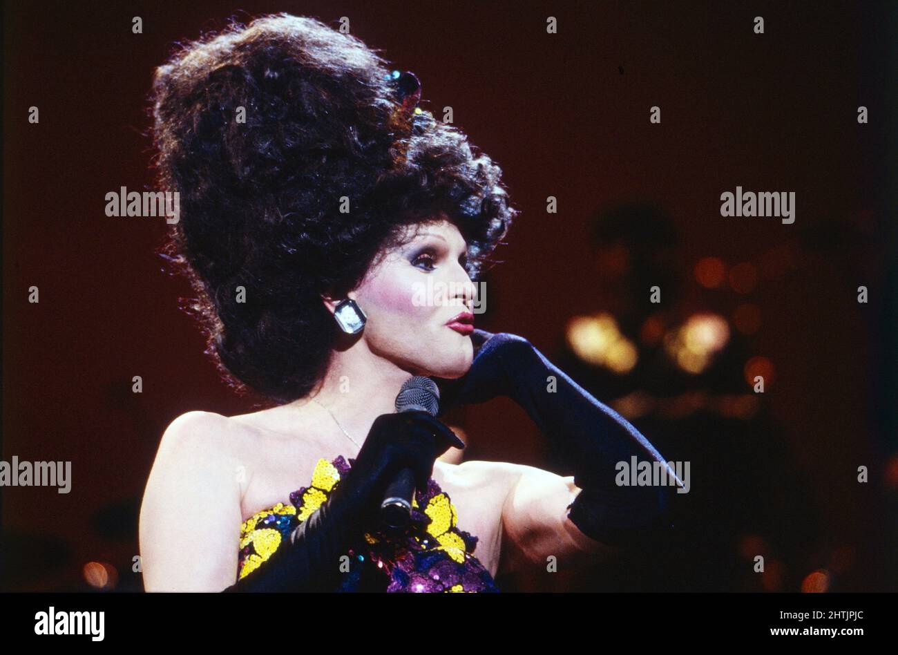 Mary aka Georg Preuße bei einem Auftritt als Diva in der Show "Die ...