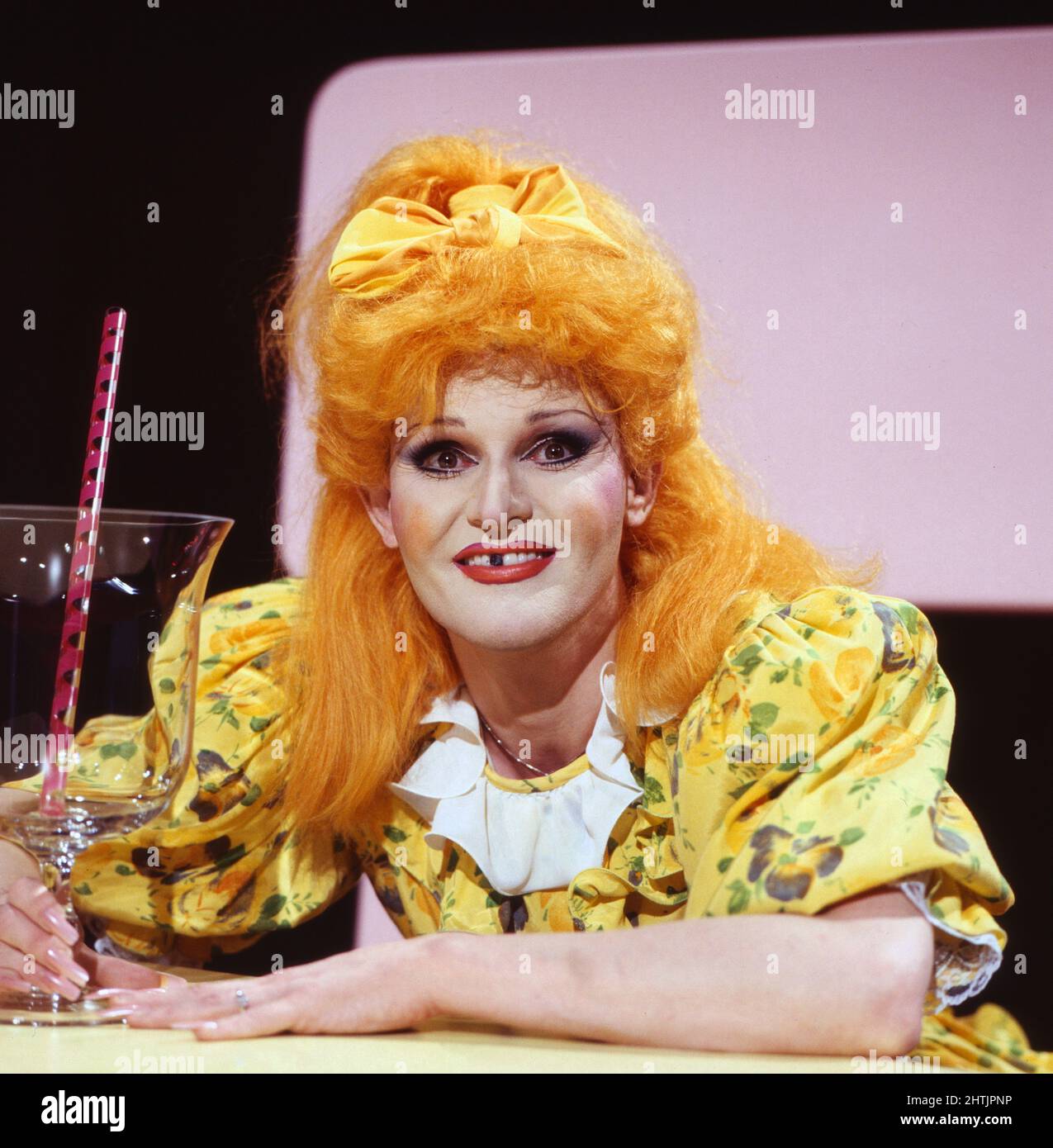 Mary - neue Sketche, Songs und Conferencen, Travestie-Show mit Mary aka ...