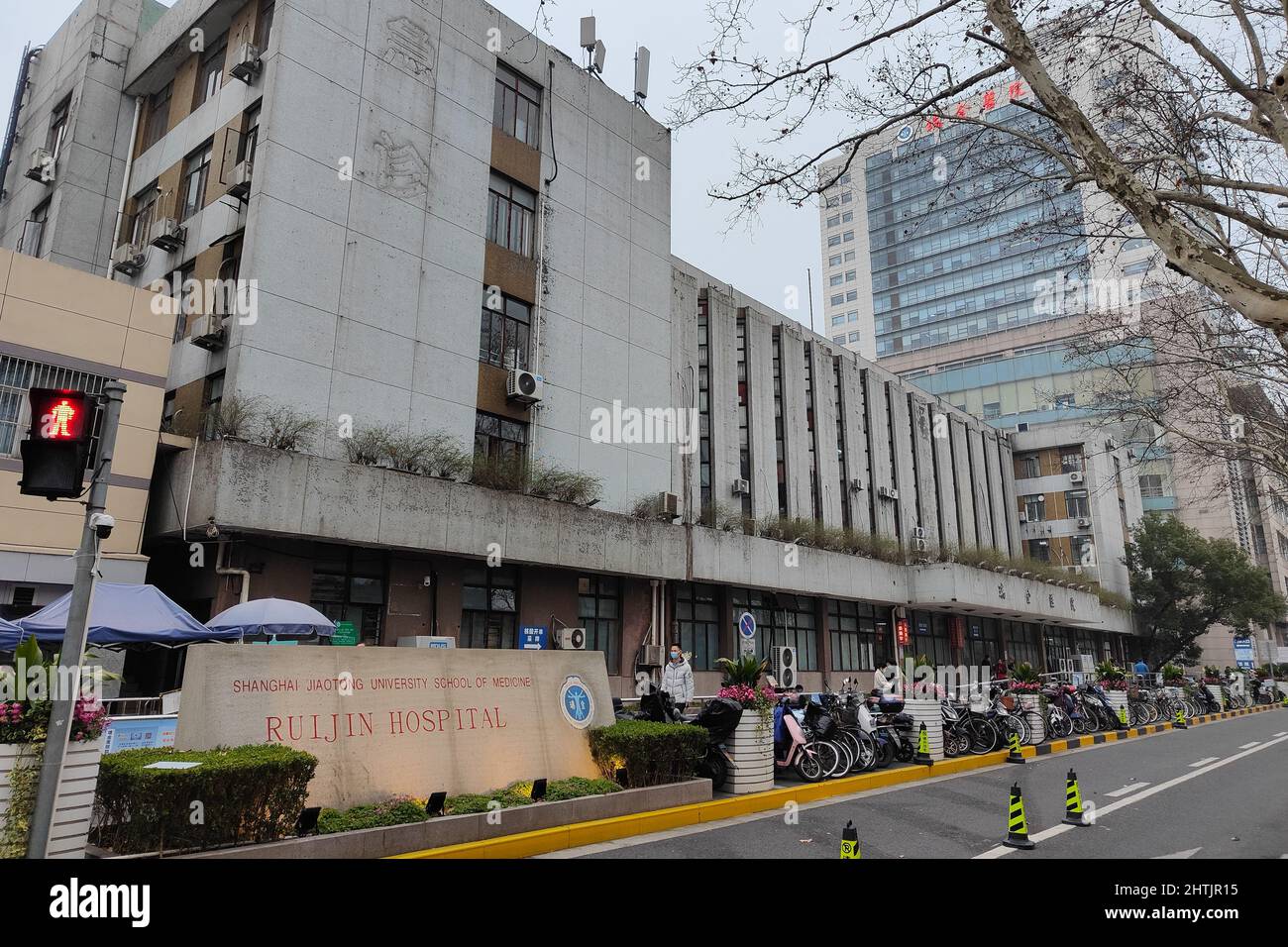 SHANGHAI, CHINA - MARCH 1, 2022 - Ruijin Hospital suspends outpatient ...