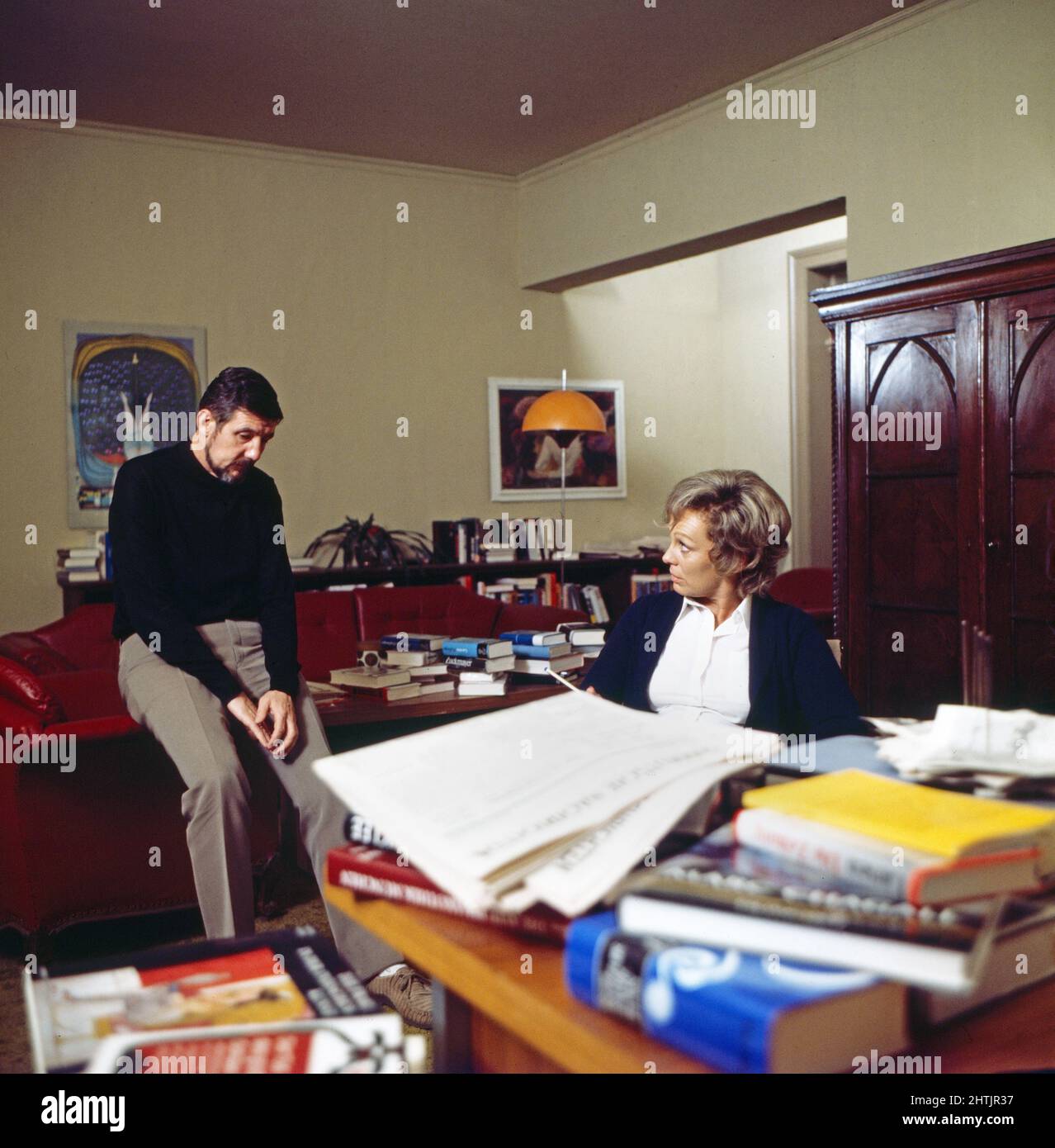 Lisa aus dem leben einer unentbehrlichen hi-res stock photography and ...