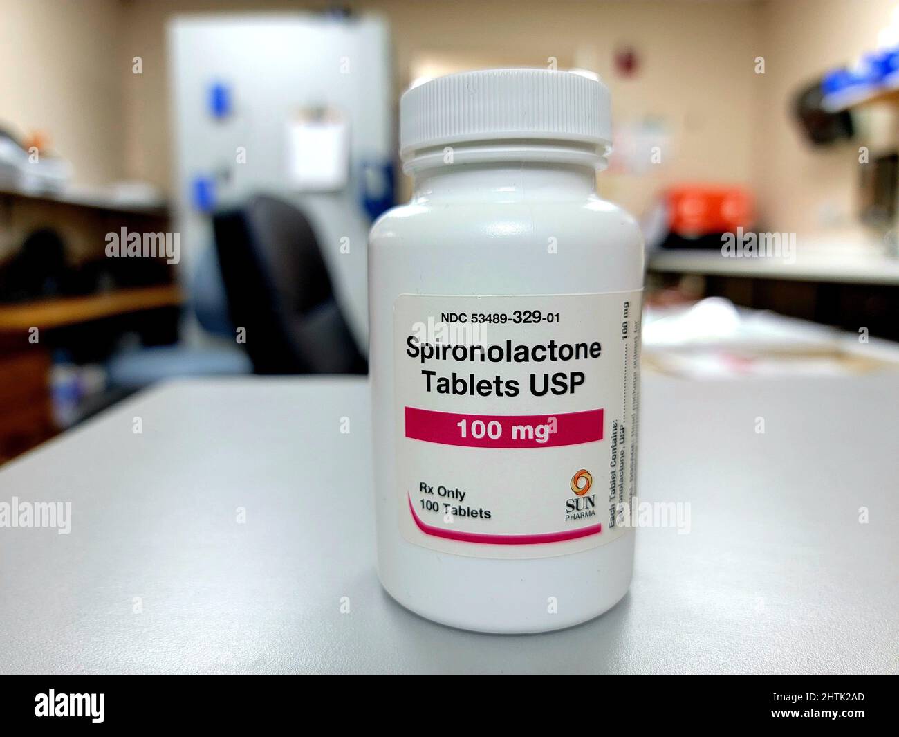 Spironolactone tablets hi-res stock photography and images - Alamy