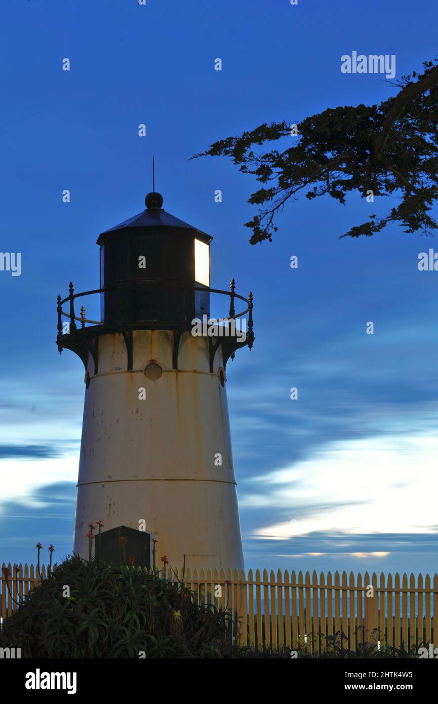 Historic 1875 Point Montara Coastguard Lighthouse, turned into hostel ...