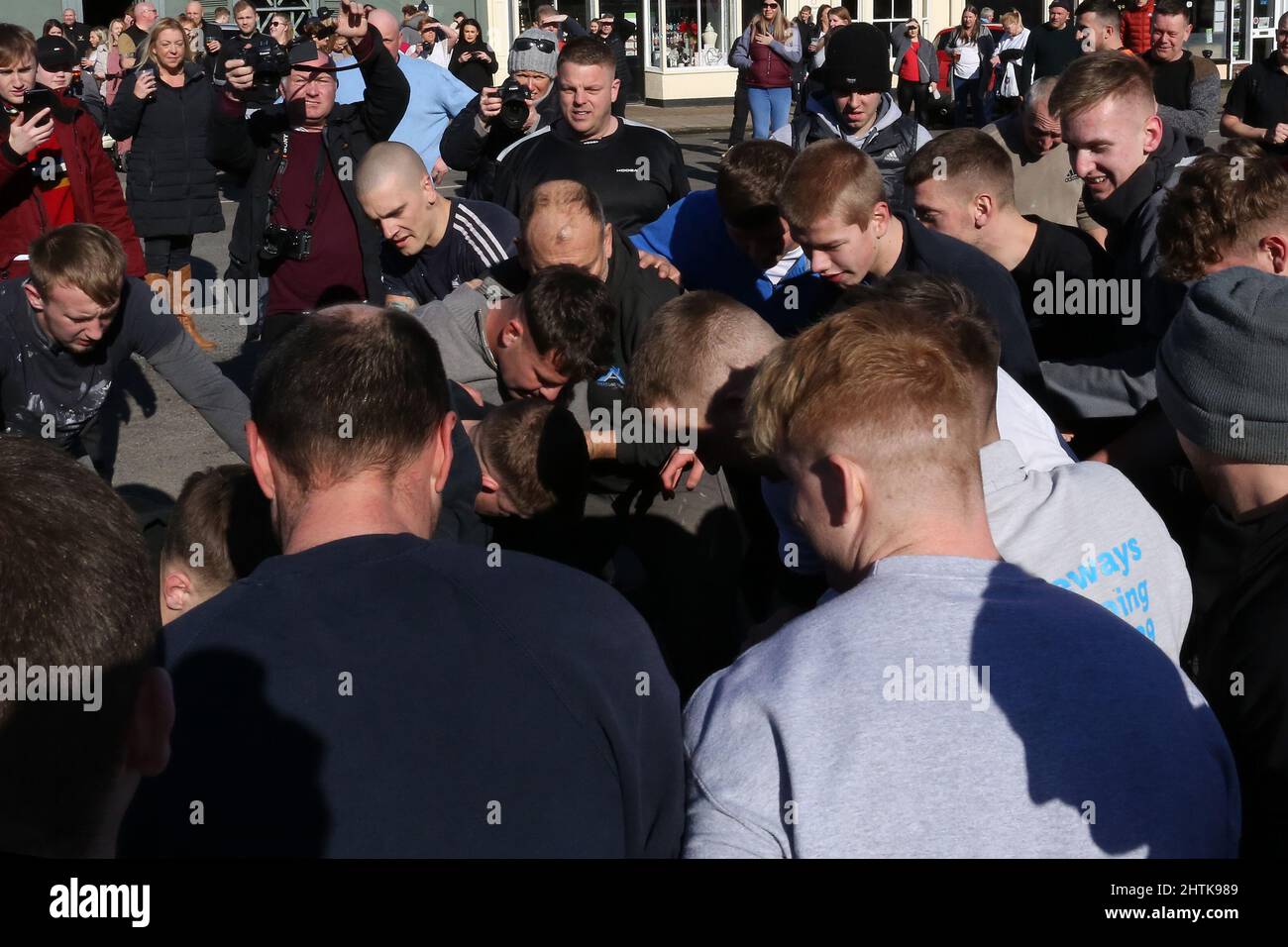 SEDGEFIELD, UK. MAR 1ST Participants battle for the ball during the ...