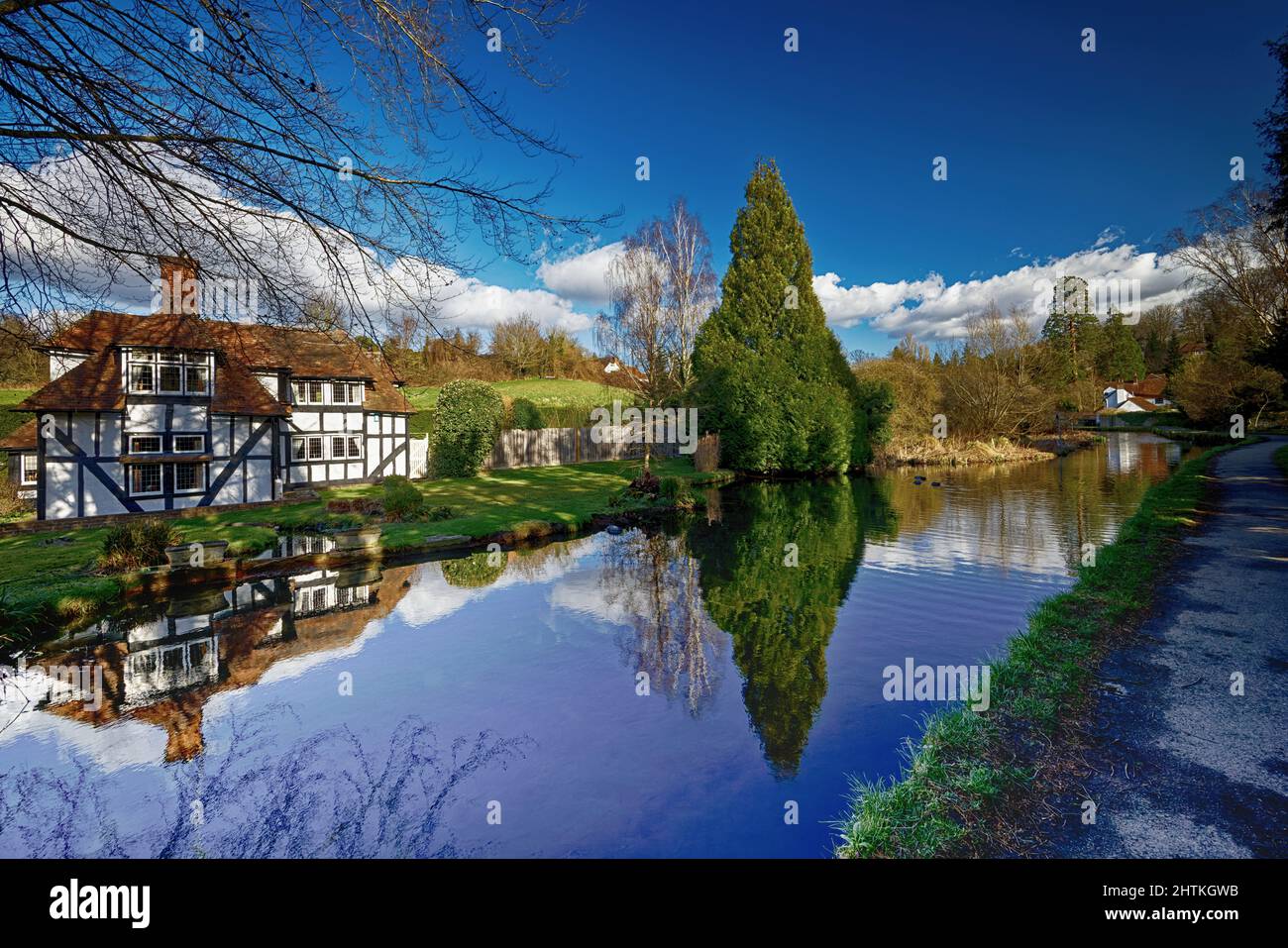 Kent river valley hi-res stock photography and images - Alamy