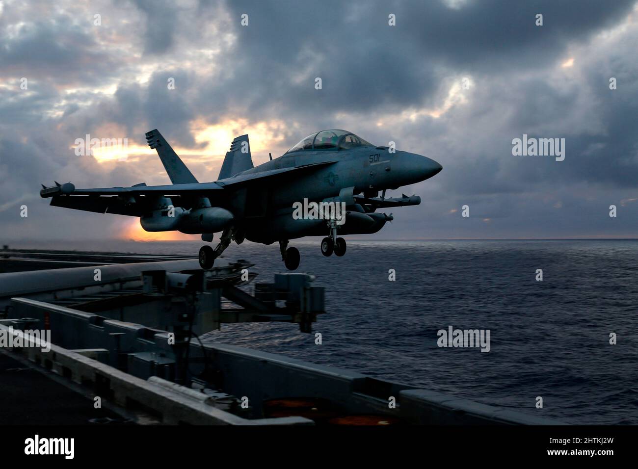 Nuclear fusion jet hi-res stock photography and images - Alamy