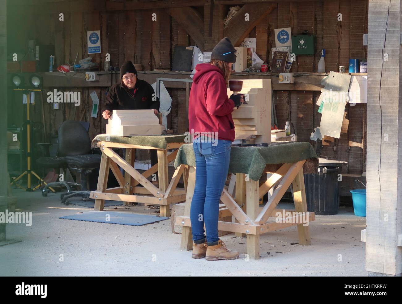 Stone mason workshop at York Minster restoration Stock Photo - Alamy