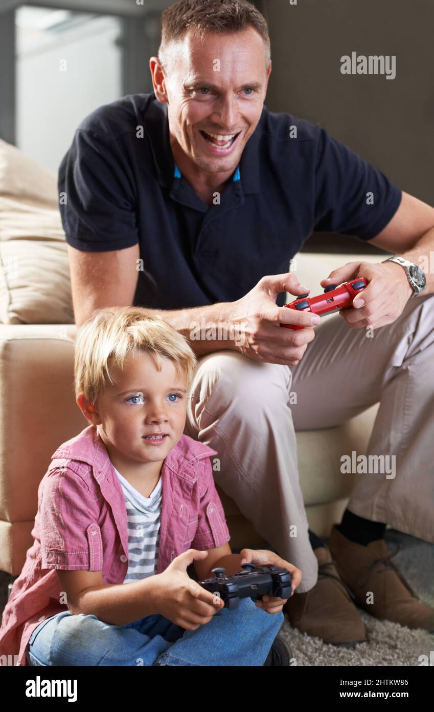 Avid video hi-res stock photography and images - Alamy