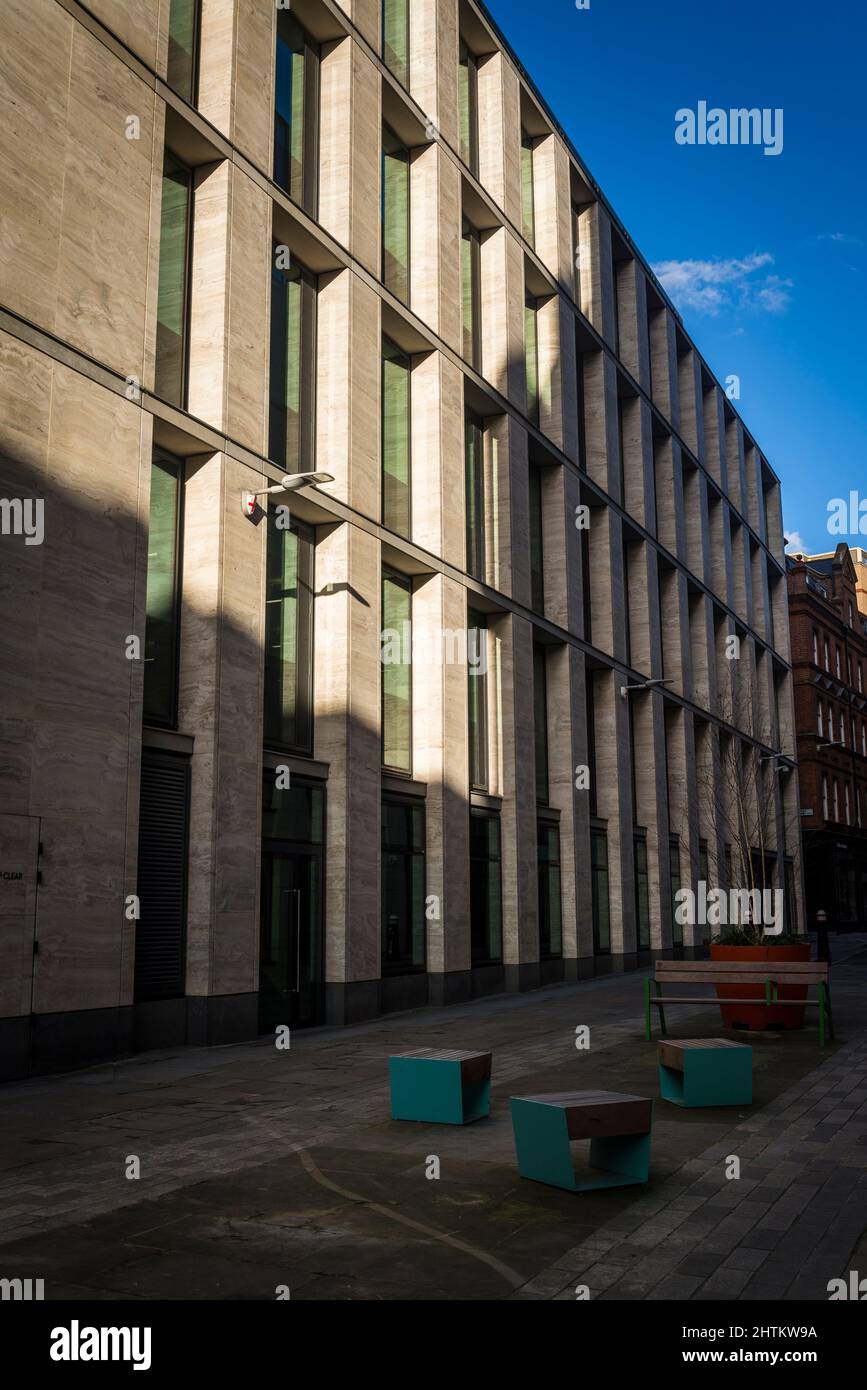 Facade narrow modern building hi-res stock photography and images - Alamy