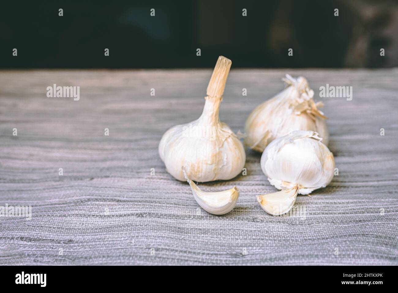 White garlic hi-res stock photography and images - Alamy