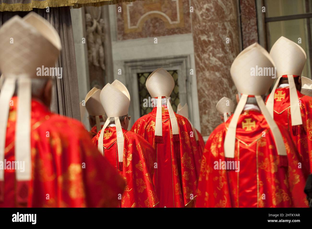 Pontífice romano hi-res stock photography and images - Alamy