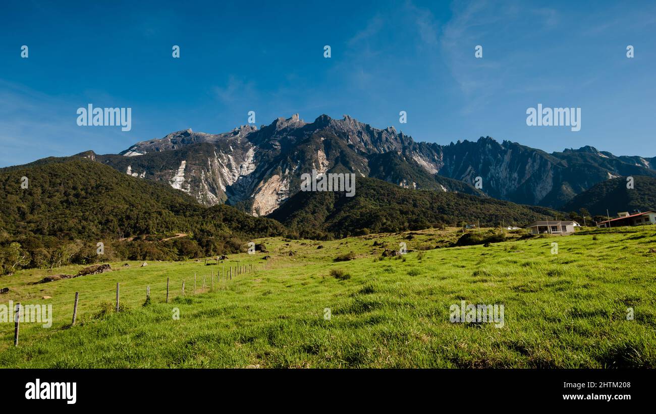 Beautiful view of the Mount Kinabalu Stock Photo - Alamy