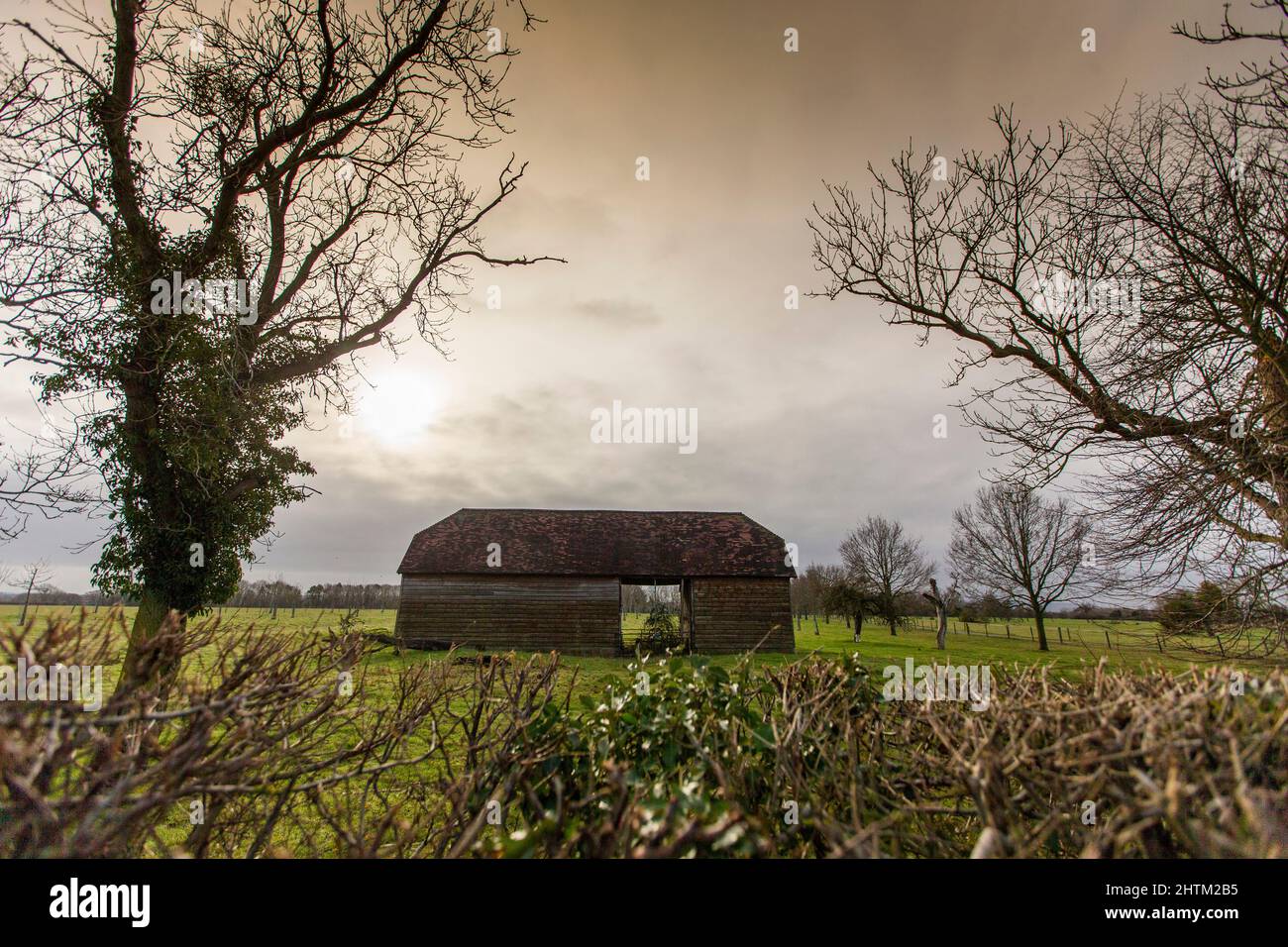 An old barn at Naunton Beauchamp, Pershore, Worcestershire, England, UK ...