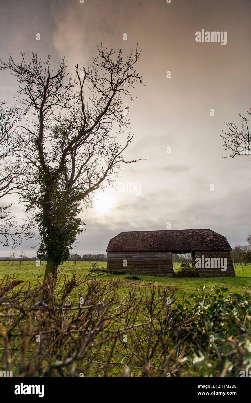An old barn at Naunton Beauchamp, Pershore, Worcestershire, England, UK ...