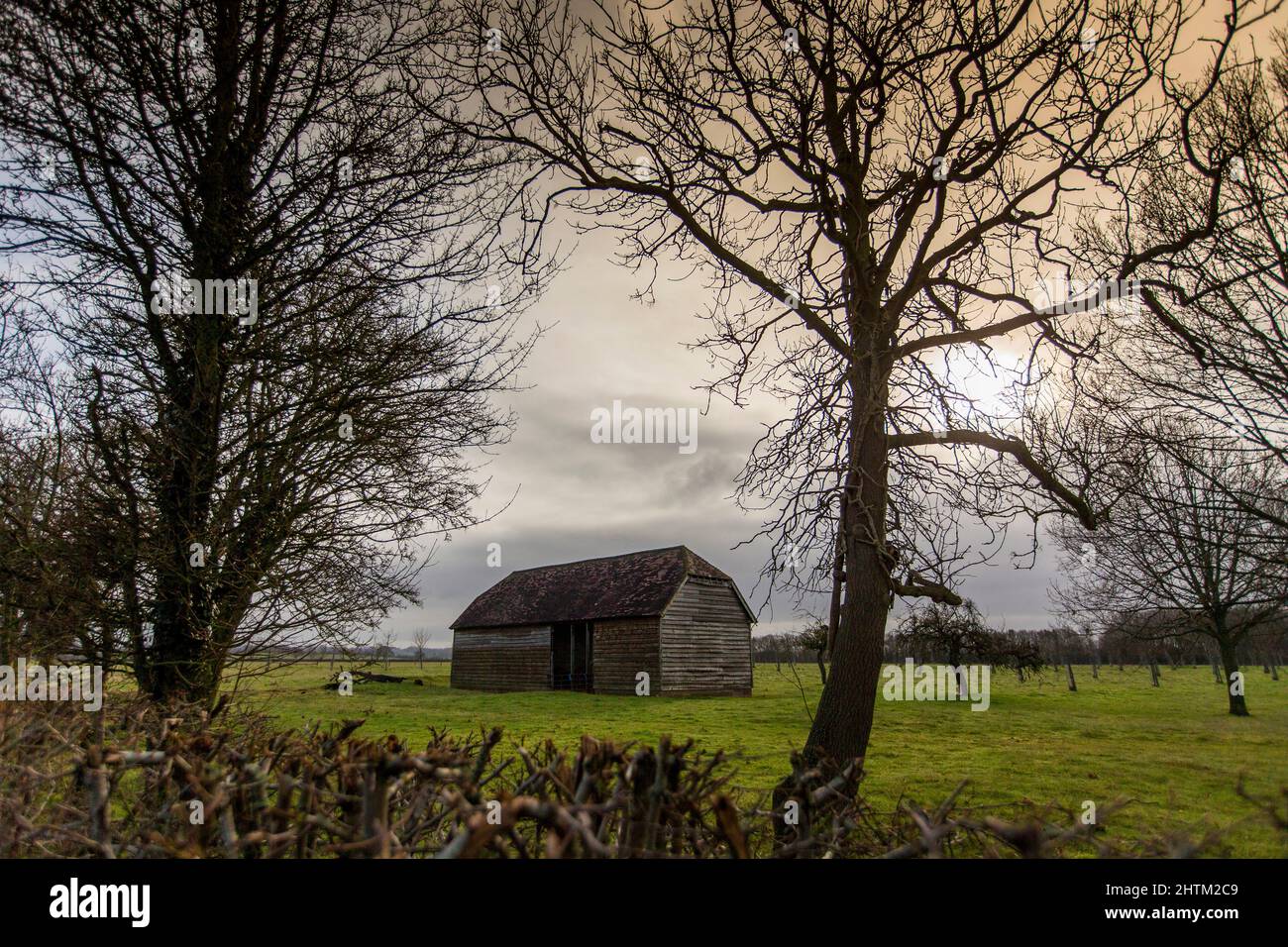 An old barn at Naunton Beauchamp, Pershore, Worcestershire, England, UK ...