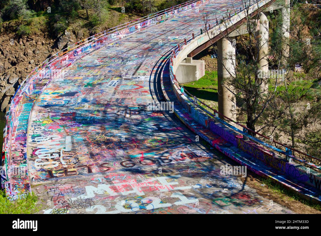 Colorful Bridge Sierra Foothills of California Stock Photo - Alamy