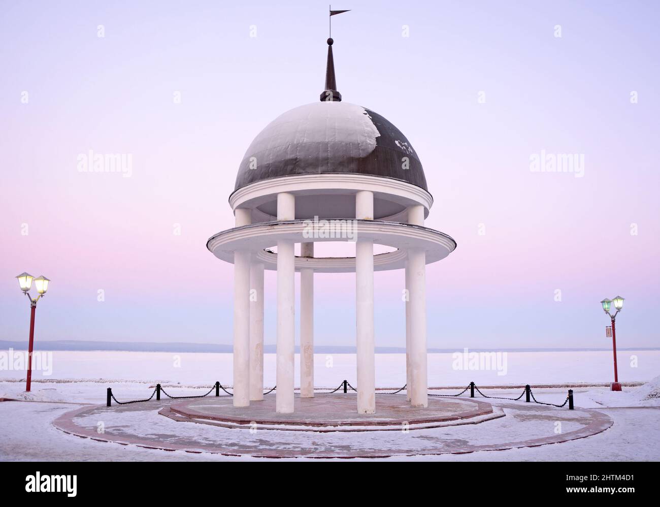 Onego hi-res stock photography and images - Alamy