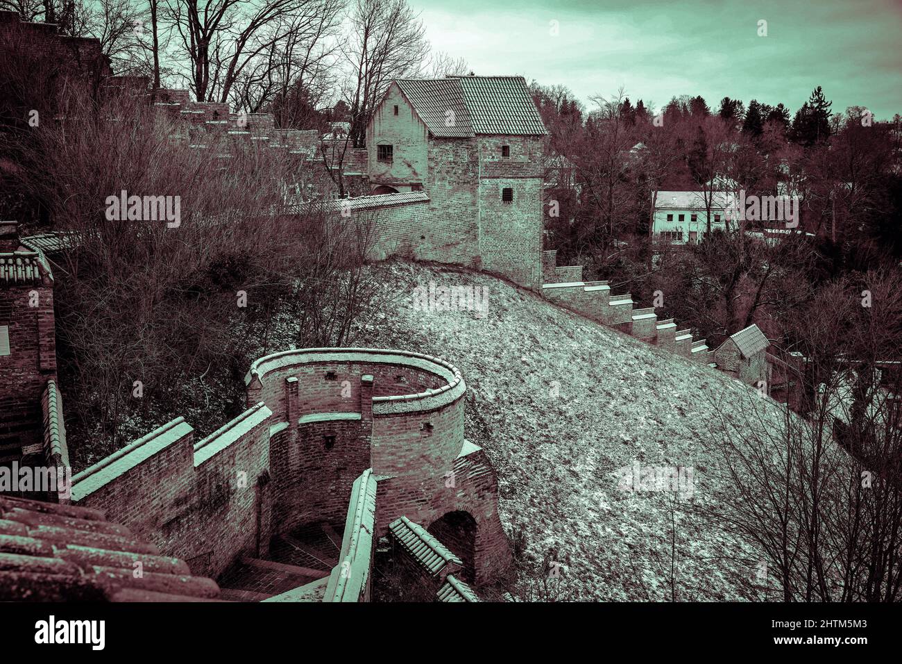Grayscale shot of the historical buildings of Eltz Castle in Wierschem ...