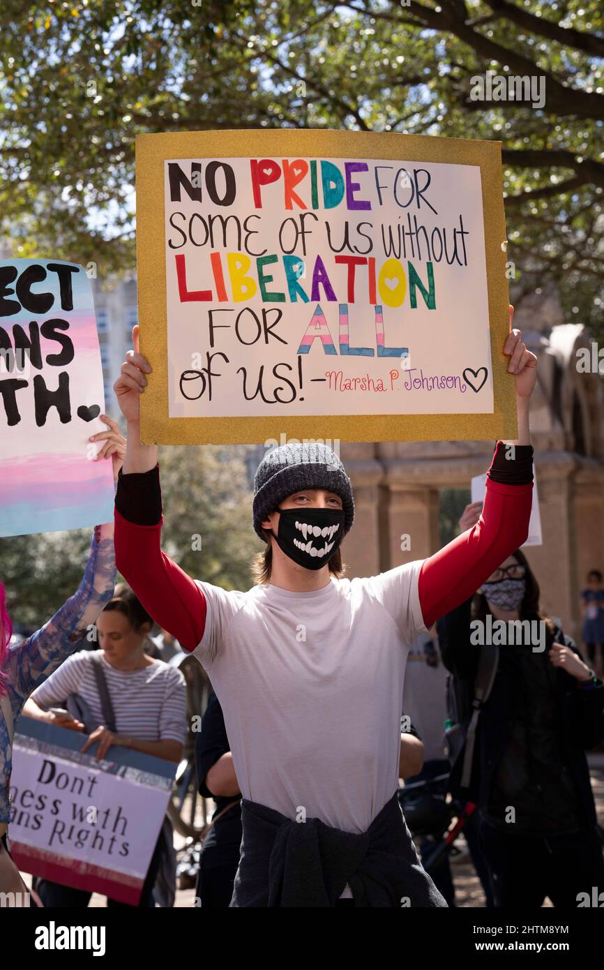 Austin, TX, USA. 1st Mar, 2022. Texas transgender youth, their loved ...
