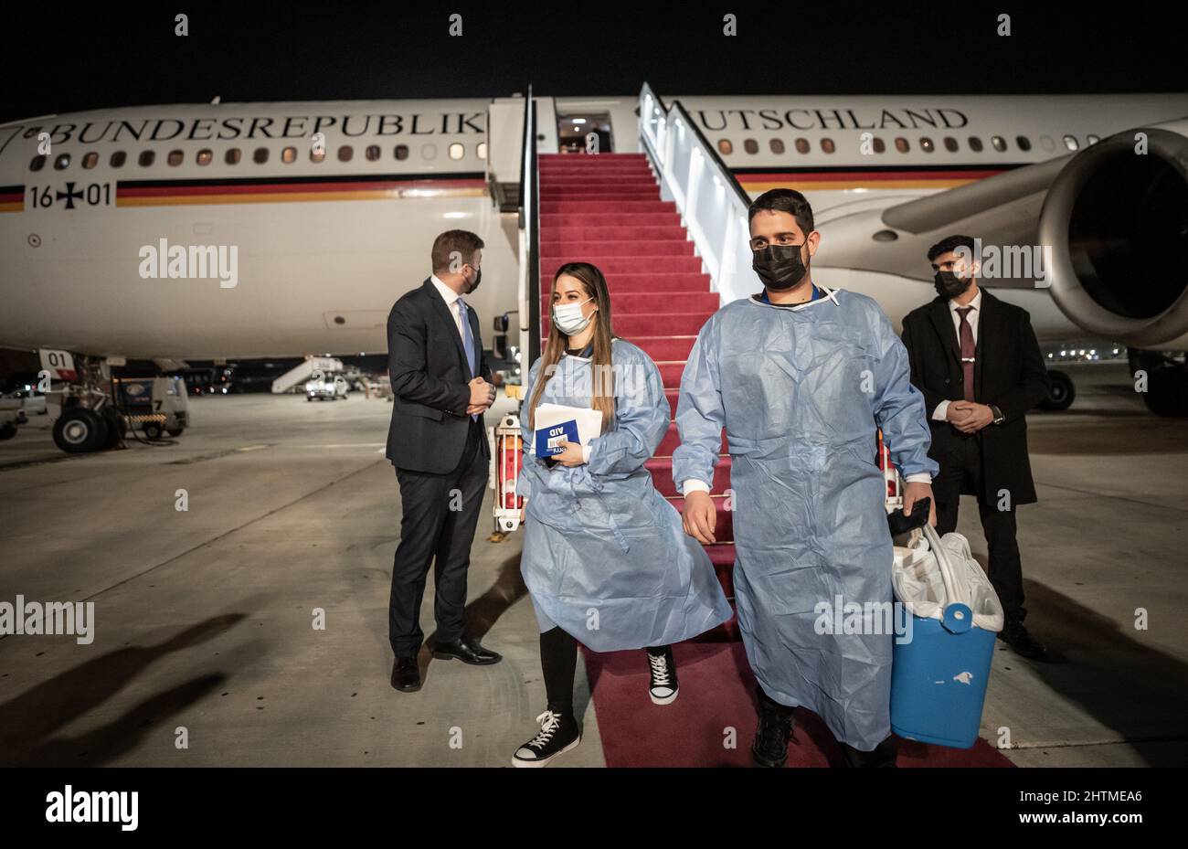 Covid airport israel hi-res stock photography and images - Alamy