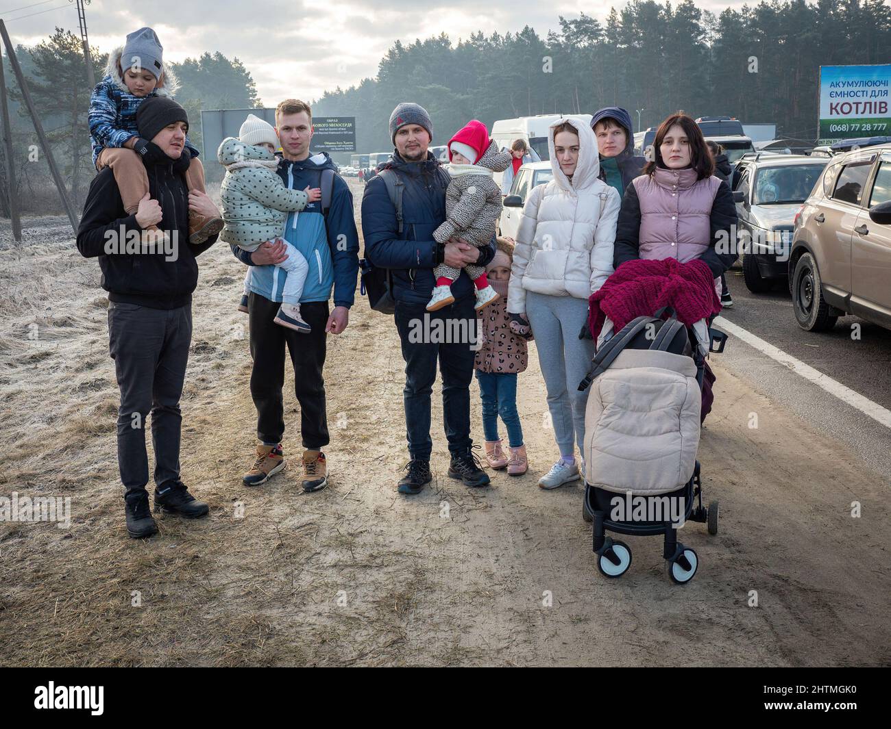 Russia homeless children hi-res stock photography and images - Alamy