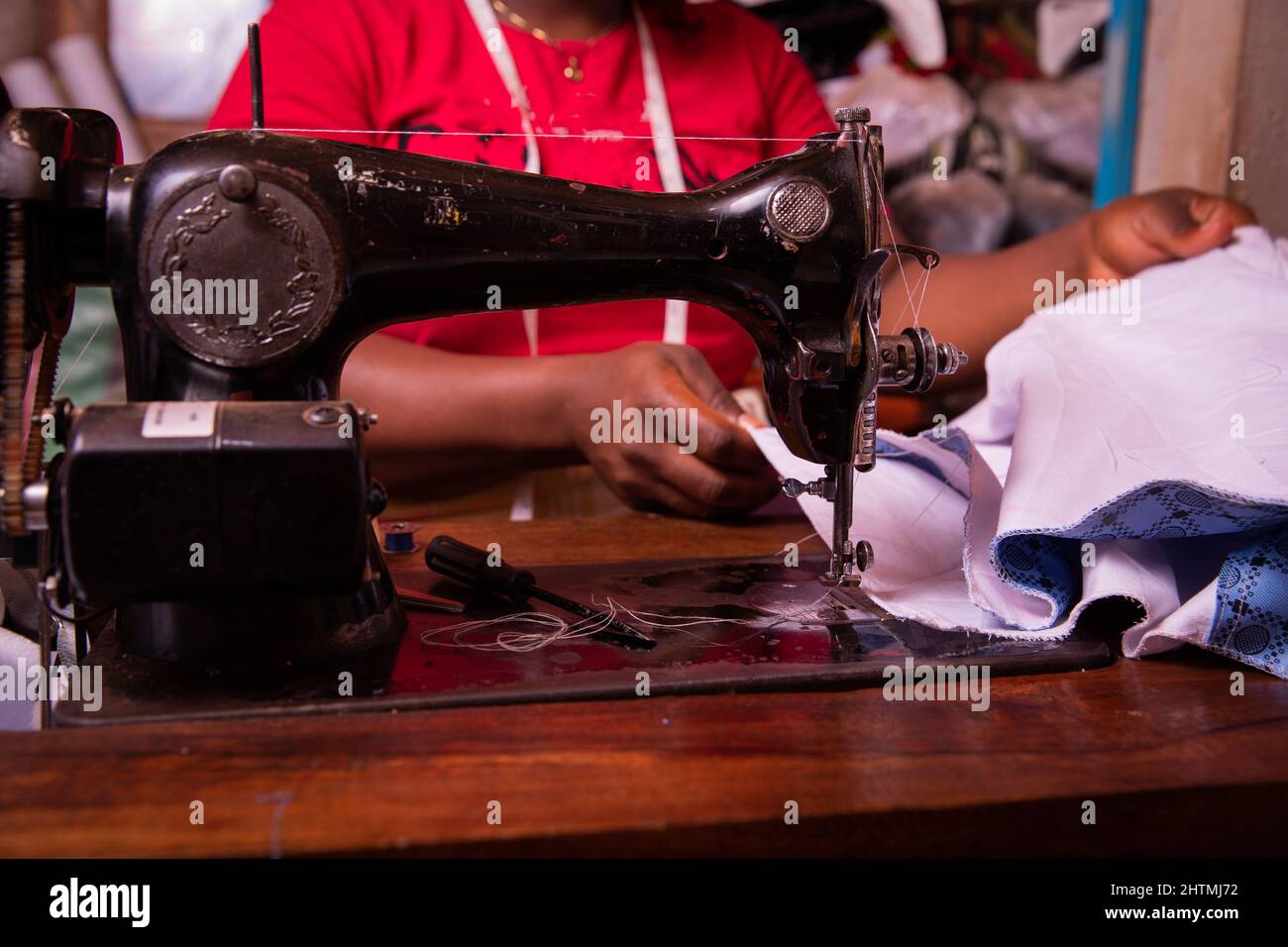 African tailor sewing machine hi-res stock photography and images - Alamy