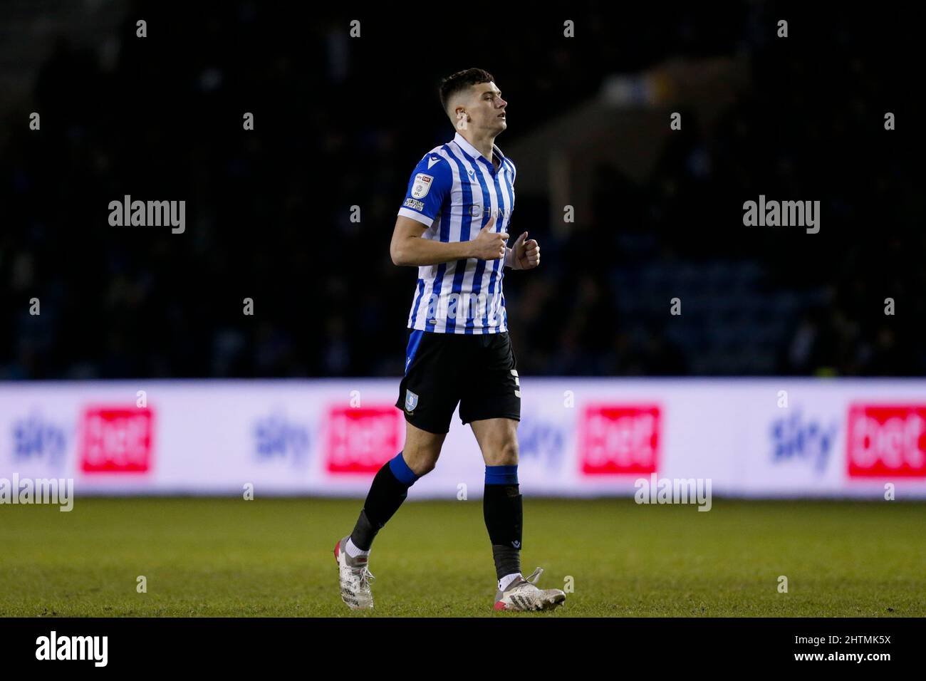 Jordan Storey #38 of Sheffield Wednesday Stock Photo - Alamy