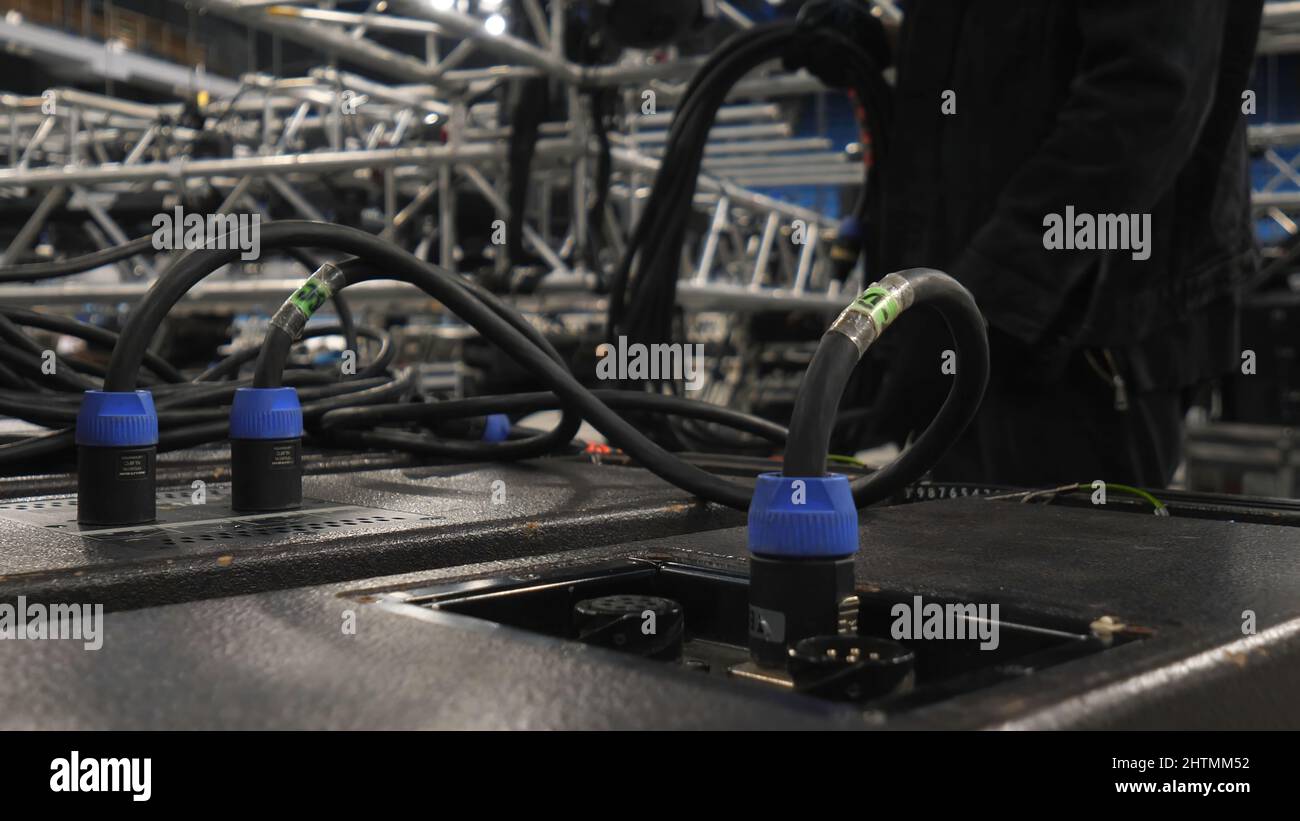 Electric power distribution box with power and signal cables ...